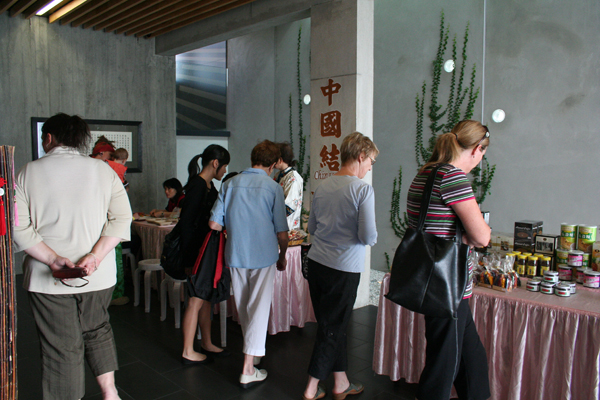 IBA Chinese Culture Festival Attracted Local Eyes – Fo Guang Shan New ...