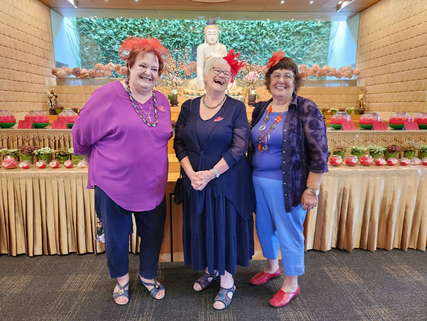 Ladies of Christchurch Red Hatter Visit FGS – Enjoying an Art, Food ...